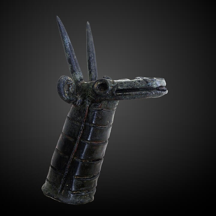 Dragon Bones: Iguanodon and Sirrush - Mythsterhood